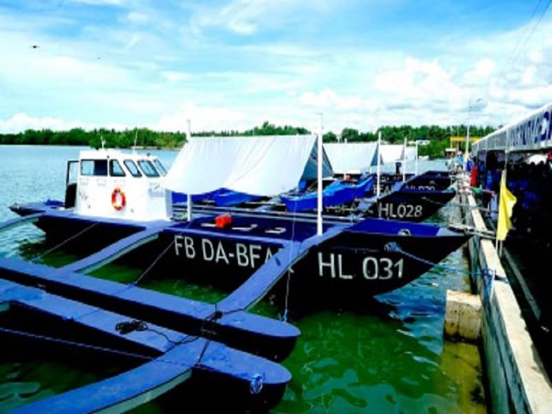 DA Distributes 15 Fishing Boats to Philippine Fisherfolk Groups ...