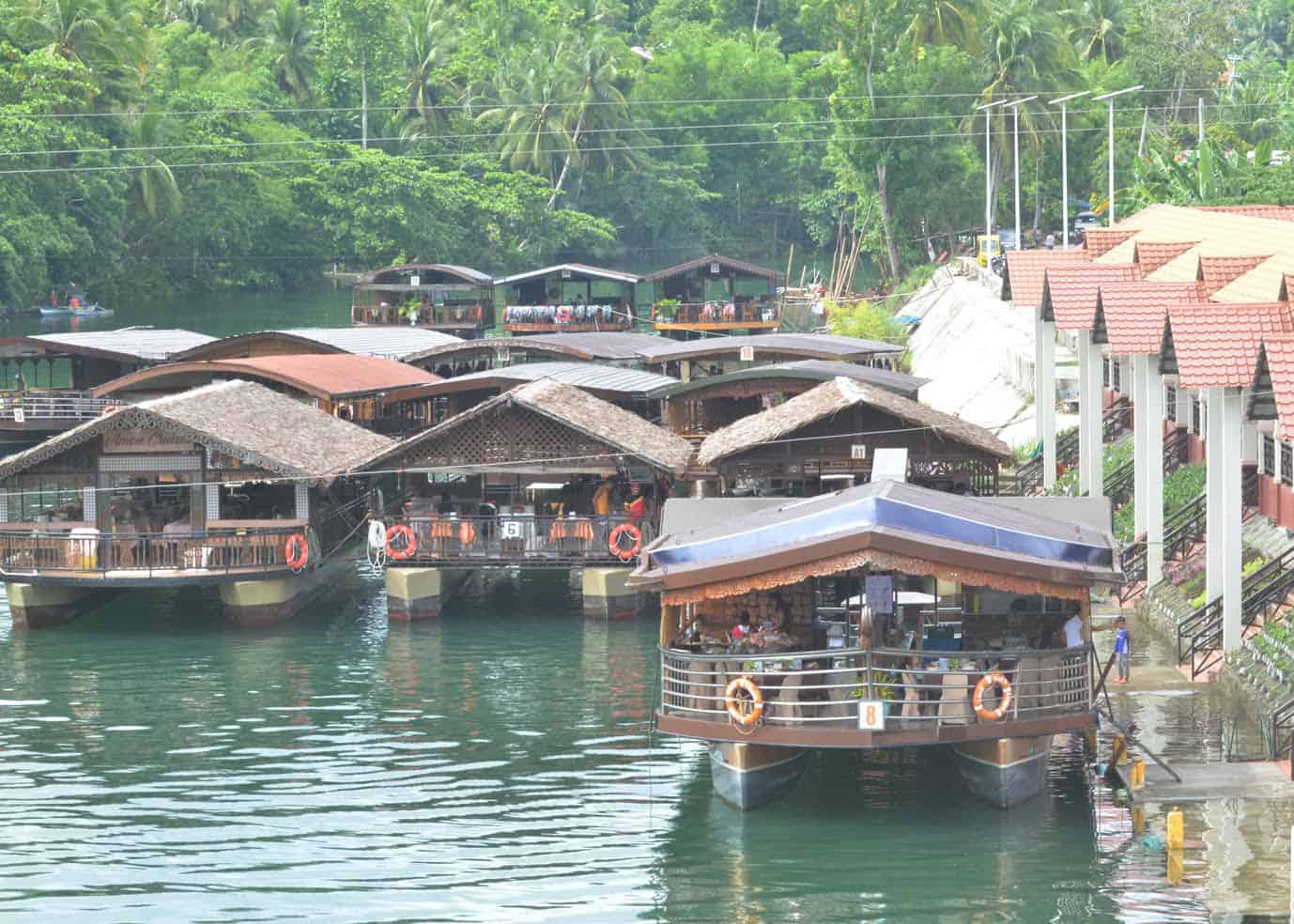 Floating restos in Loboc, Bohol thrives - Business Week National